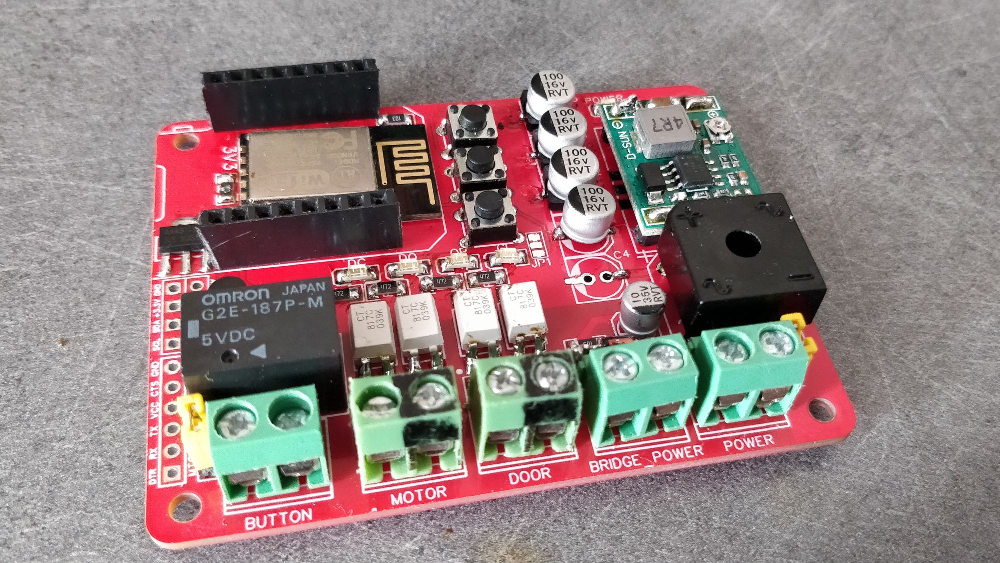 TheStaticTurtle - Bridging the gap between old and new, garage door ...